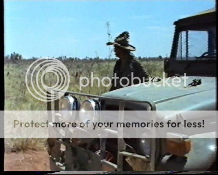 Bush Tucker Man in a Land Cruiser!